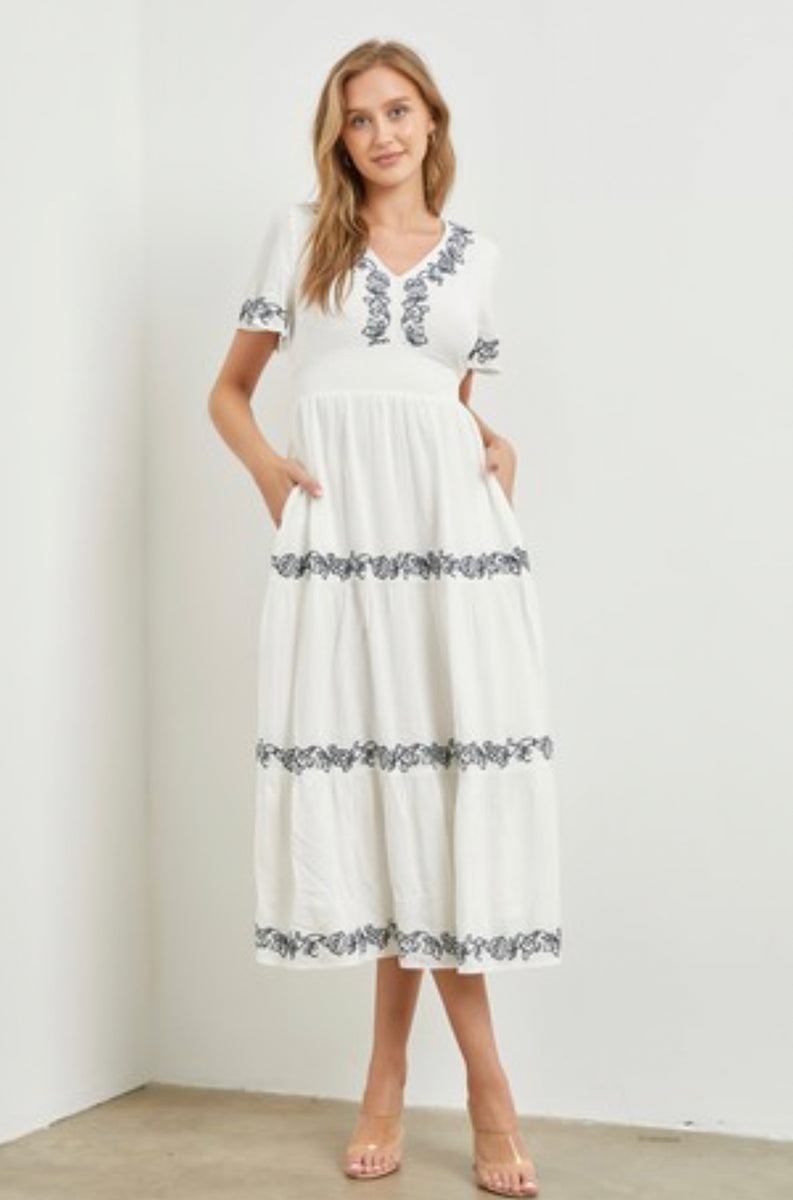 "Authentic Moment" (white) dress – Native Soul & Co Texarkana location